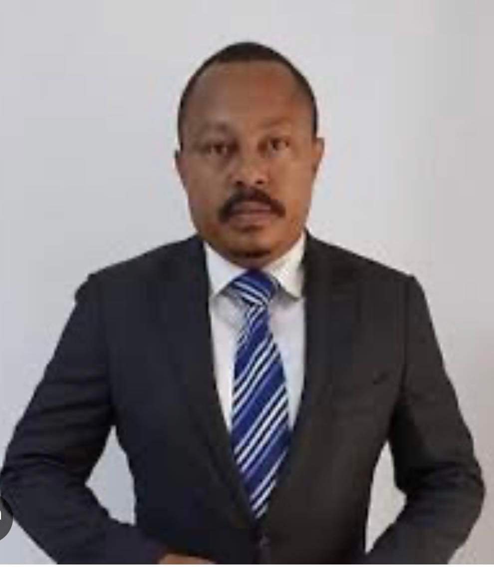 PGR emite mandado de captura contra o jornalista Carlos Alberto ...